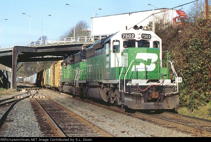 BN 7302 West @ Bayside